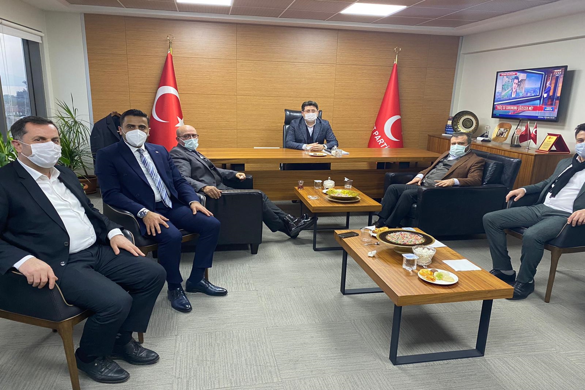 SENDİKAMIZDAN PARTİLERİN YENİ DÖNEM KOCAELİ İL BAŞKANLIKLARINA ZİYARET ...
